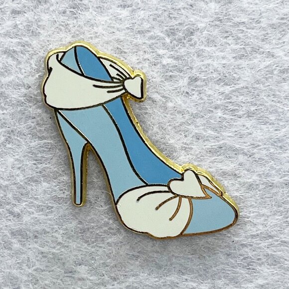 Disney | Jewelry | 525 Disney Cinderella High Heels Pin | Poshmark